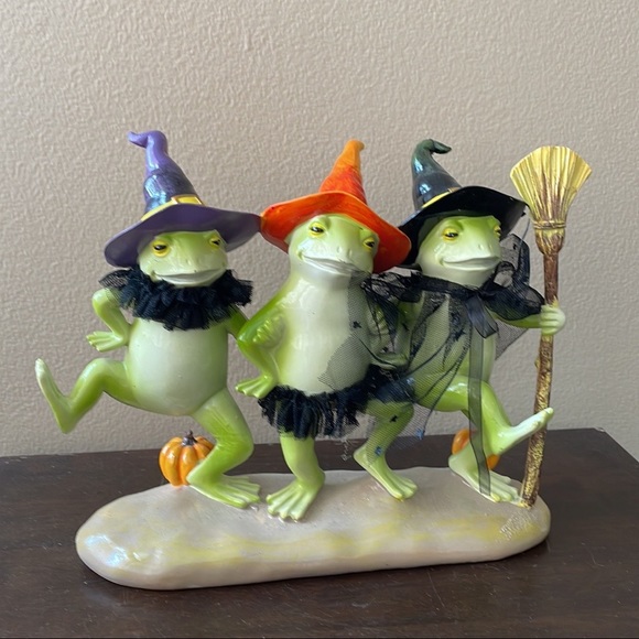 Holiday | Set Of 3 Witch Frogs Toads With Witch Hats Halloween Decor | Poshmark